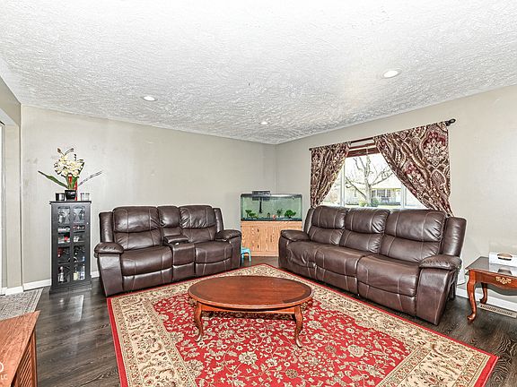 5414 Honey Comb Ln, Indianapolis, IN 46221 | MLS #22026351 | Zillow