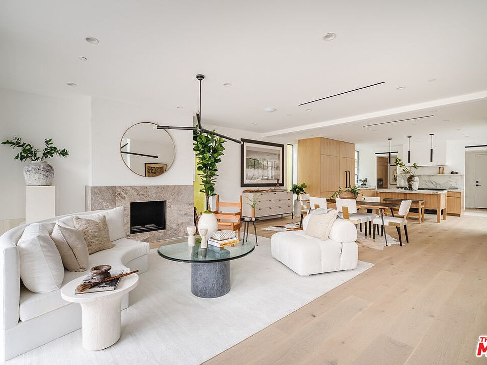 404 Sherman Canal, Venice, CA 90291 | MLS #22-209067 | Zillow