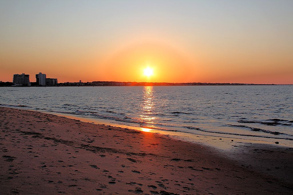 3196 Silver Sands Cir APT 100, Virginia Beach, VA 23451 | Zillow