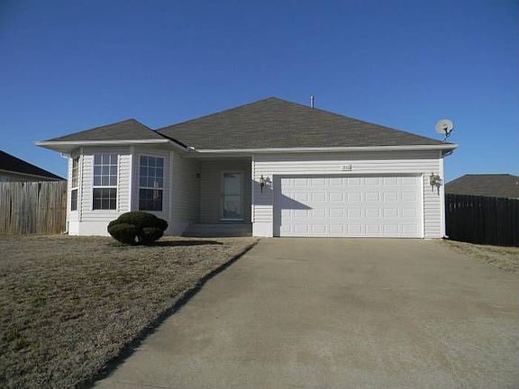 1916 Malcolm Mosby Dr, Neosho, MO 64850 | Zillow