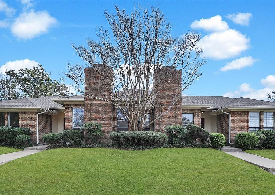 9518/9520 Summerhill Ln, Dallas, TX 75238 | Zillow