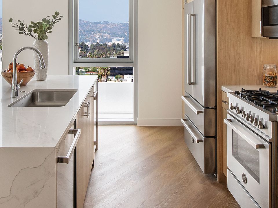 8500 Burton - 8500 Burton Way Los Angeles CA | Zillow
