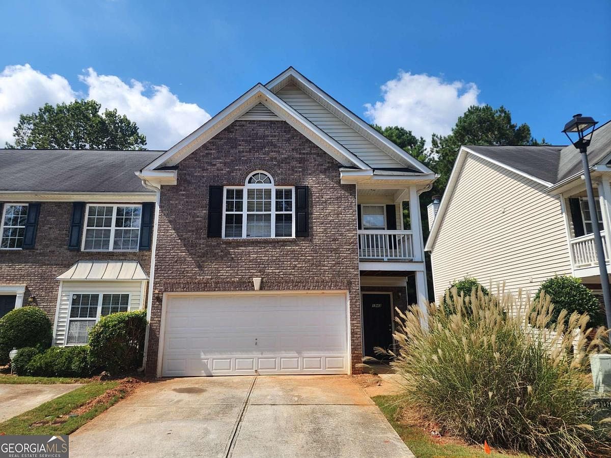 1943 Manhattan Pkwy, Decatur, GA 30035 | MLS #10210311 | Zillow