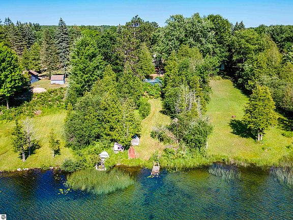 4867 Rushton Rd, Central Lake, MI 49622 | MLS #1924287 | Zillow