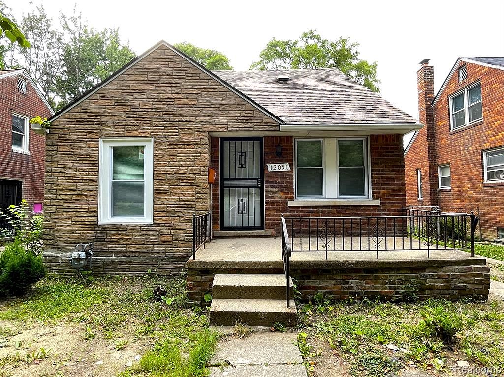 12051 Wayburn St, Detroit, MI 48224 | MLS #20240051006 | Zillow