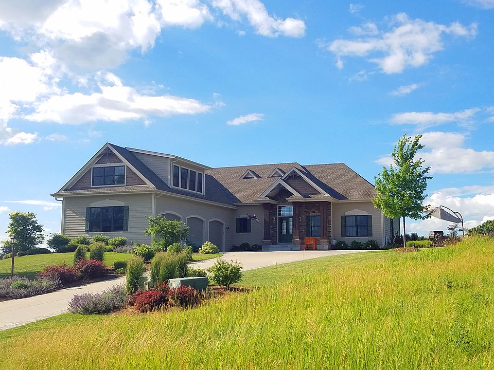 N66W34266 Primrose Cir, Oconomowoc, WI 53066 | Zillow