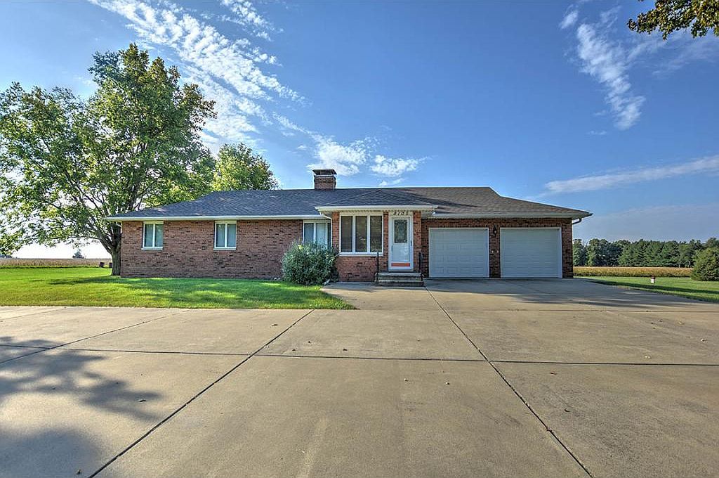 8105 Fort Daniel Rd, Decatur, IL 62521 | Zillow