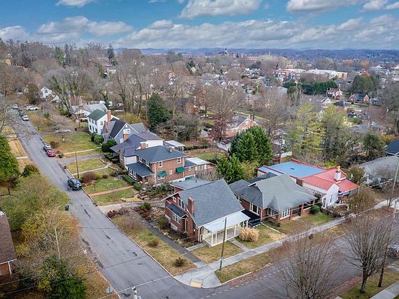 865 Park St, Bristol, VA 24201 | Zillow