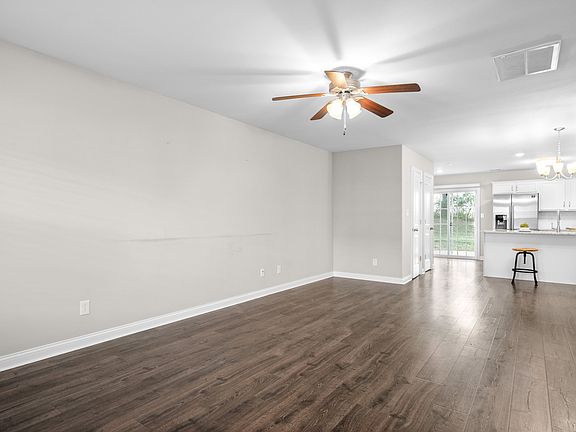 217 Alexander Blvd, Clarksville, TN 37040 | MLS #2592060 | Zillow