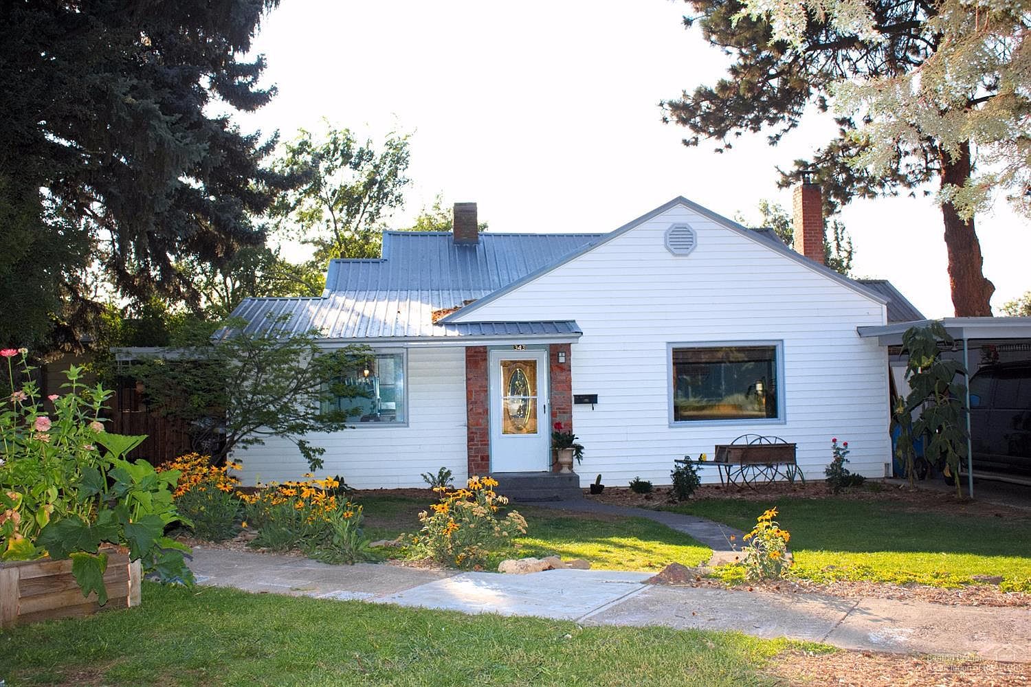 343 SW Canyon Dr, Redmond, OR 97756 | Zillow