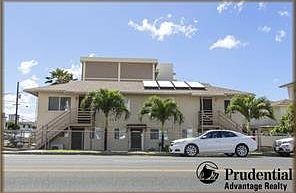 758 Isenberg St, Honolulu, HI 96826 | Zillow