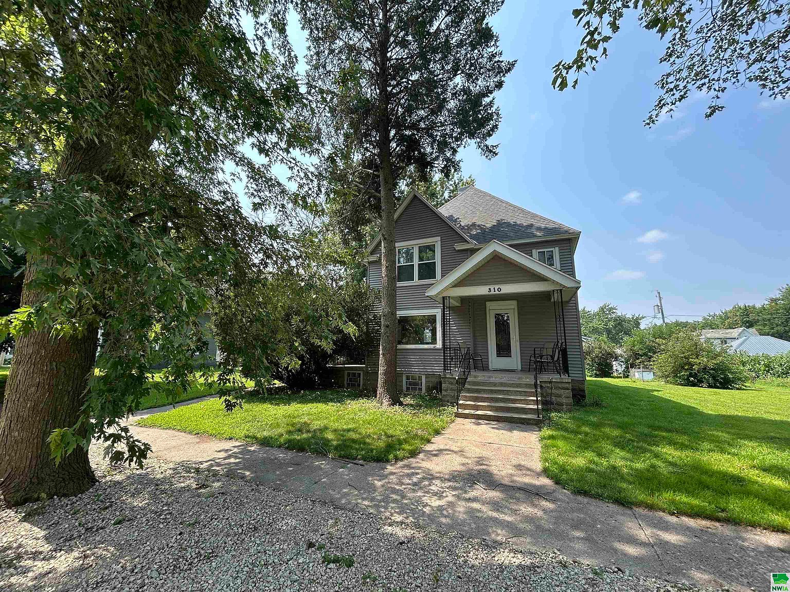 310 S Howard St, Newell, IA 50568 | MLS #829712 | Zillow