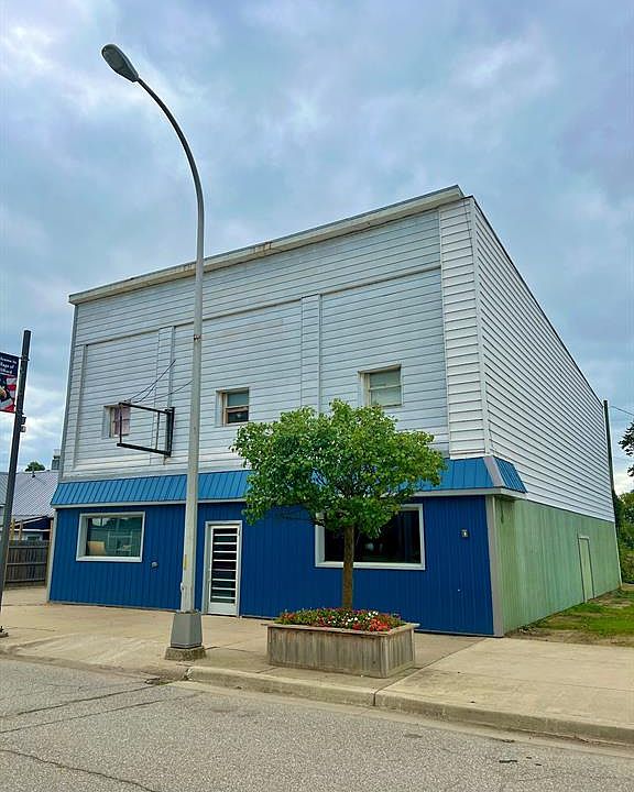 9671 Main St, Clifford, MI 48727 | MLS #20240074477 | Zillow