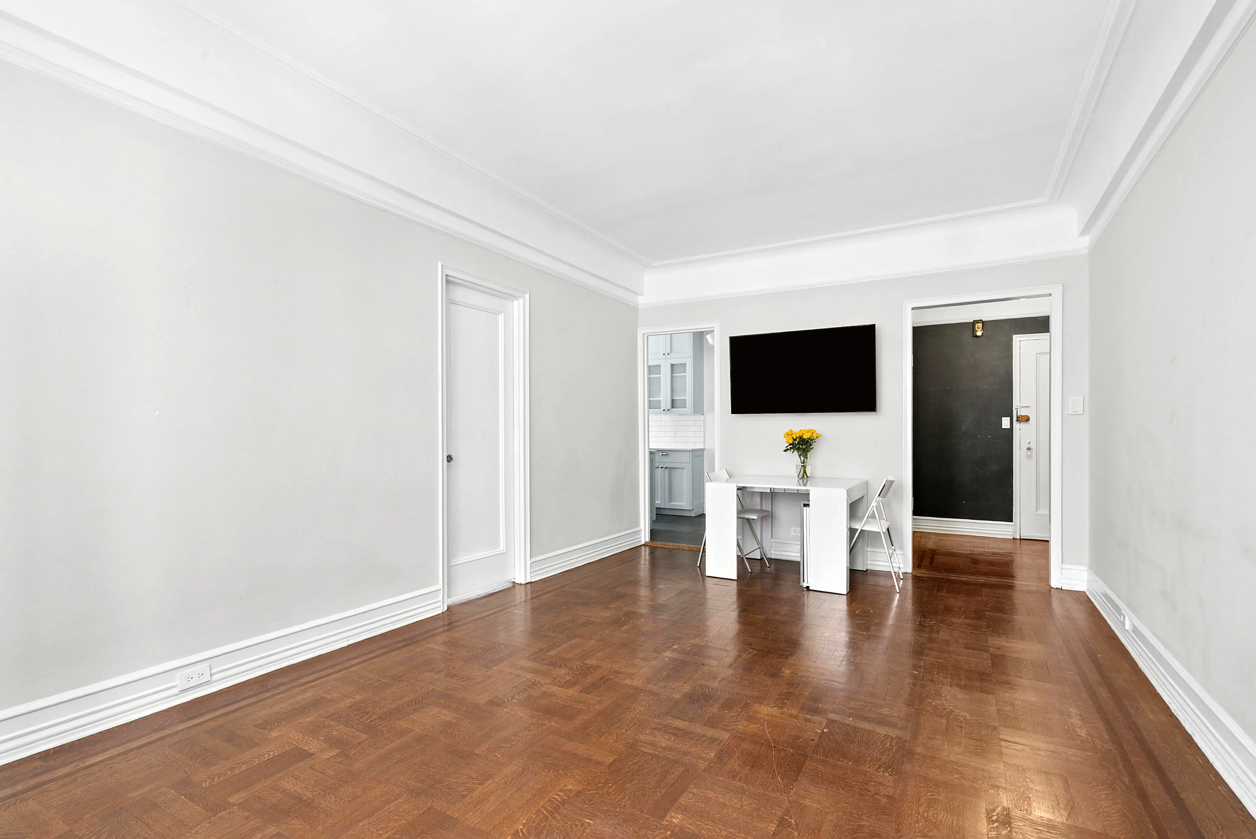 221 West 82nd Street #2B in Upper West Side, Manhattan | StreetEasy