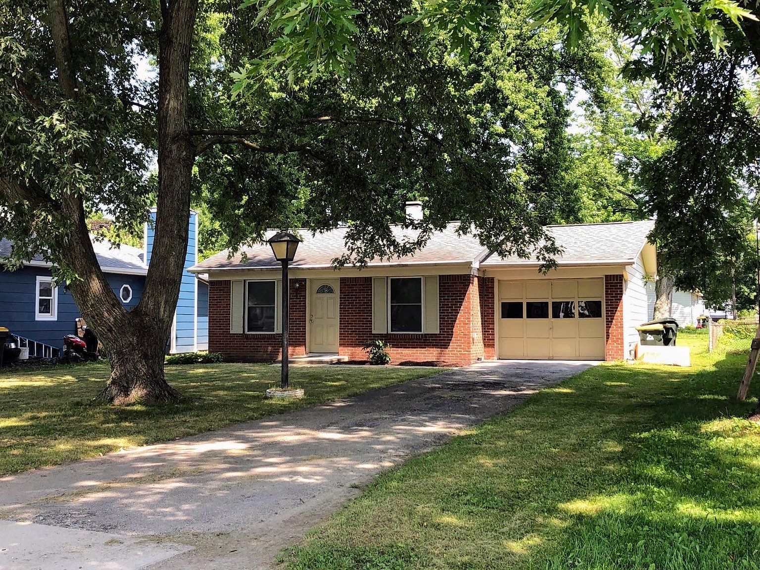 214 E Broadway Ave, Arcadia, IN 46030 | Zillow