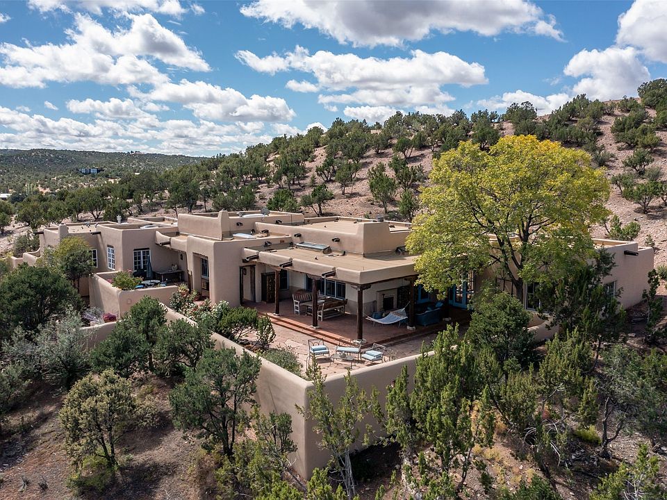 84 Avenida De Las Casas, Santa Fe, NM 87506 | Zillow