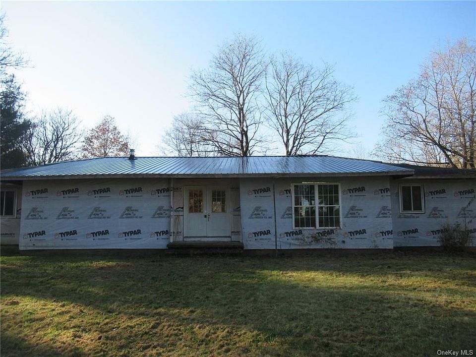 219 St Andrews Road, Walden, NY 12586 | Zillow