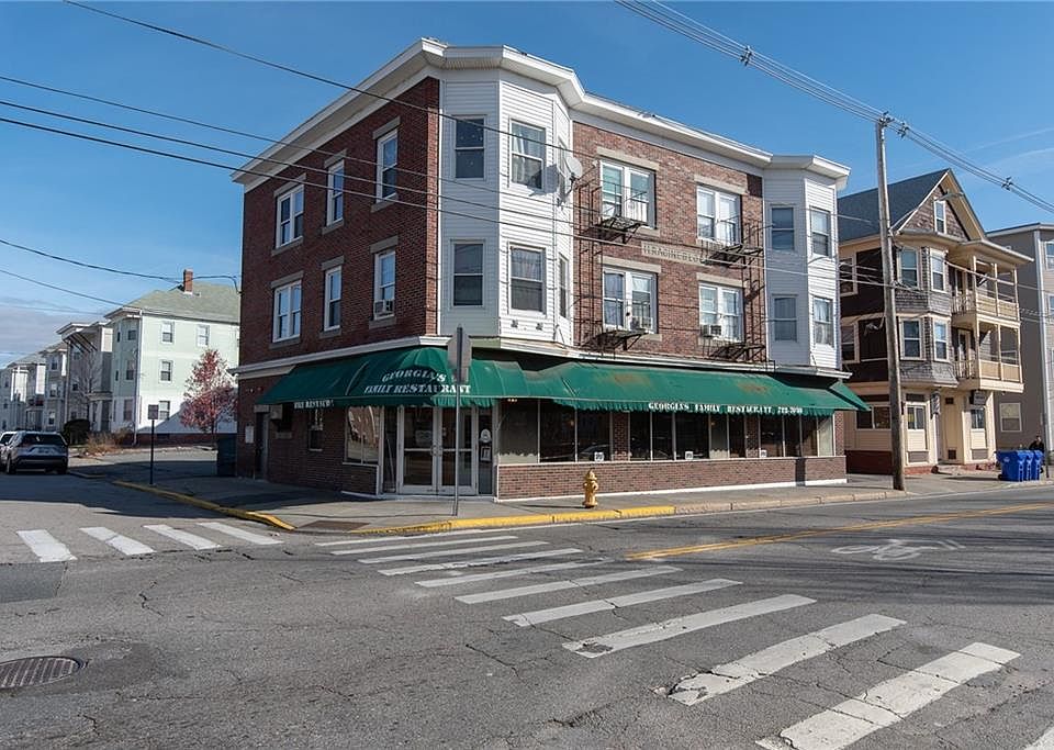 915-913 Dexter St, Central Falls, RI 02863 | MLS #1326227 | Zillow