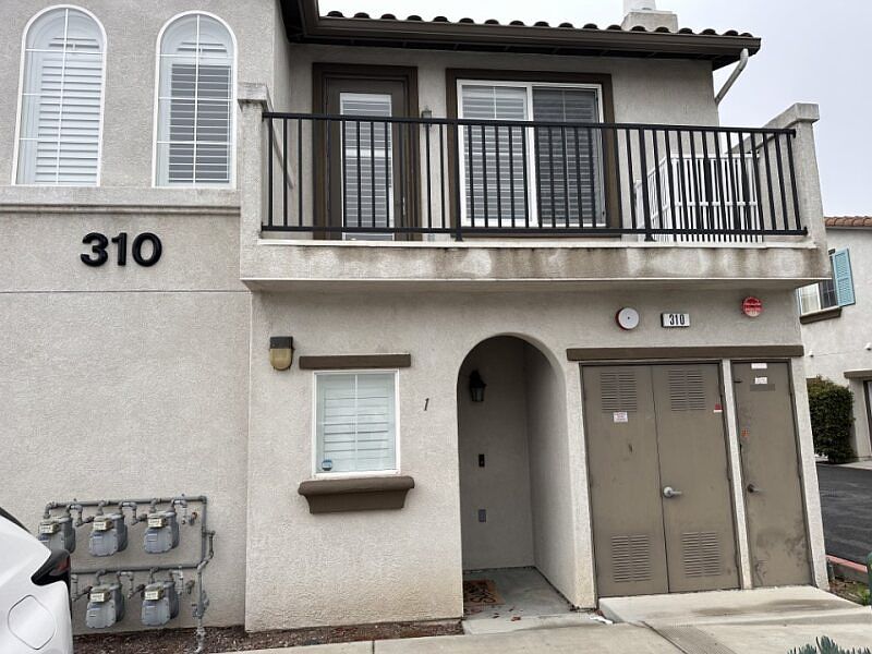 310 Sunset Way Unit 1, Oceanside, CA 92058 | Zillow