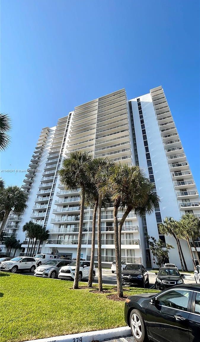 3301 N Country Club Dr APT 602, Aventura, FL 33180 | MLS #A11464241 ...