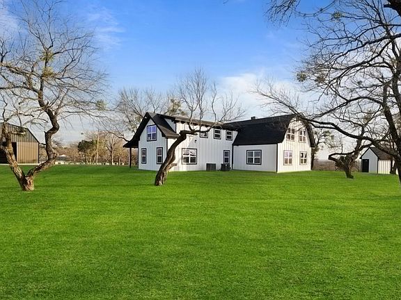 400 Timber Wild Dr, Weatherford, TX 76087 | MLS #20939895 | Zillow