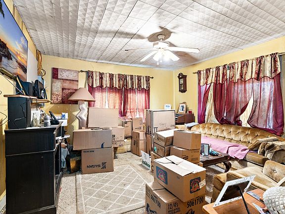 115 Vineyard Ave, Hillsboro, TX 76645 | MLS #20466300 | Zillow