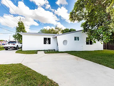 1671 NW 37th Ave Miami FL | Zillow