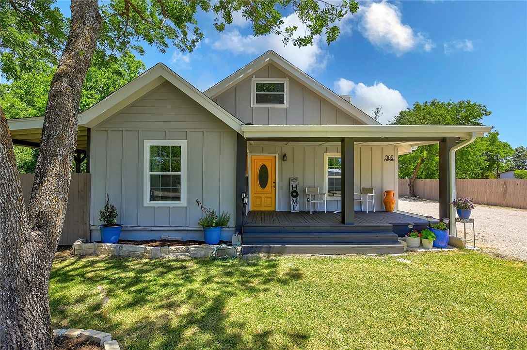 305 E Boyce St, Manor, TX 78653 | Zillow