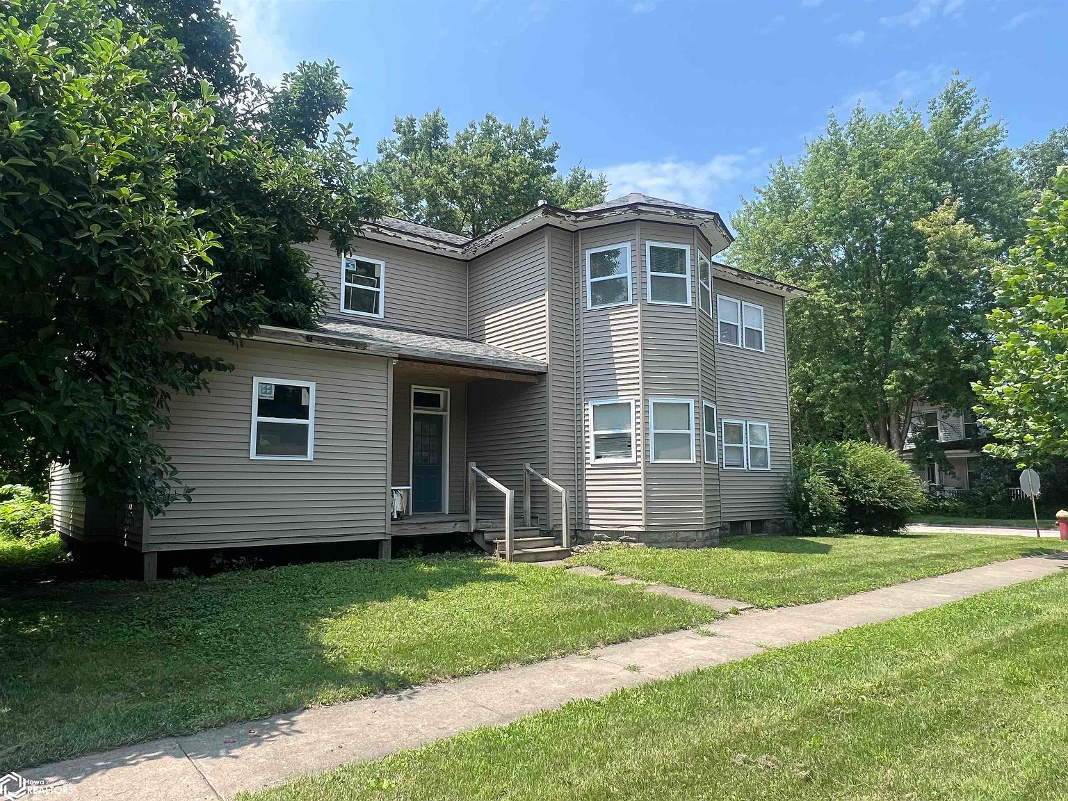 300 W Hempstead Ave, Fairfield, IA 52556 | Zillow