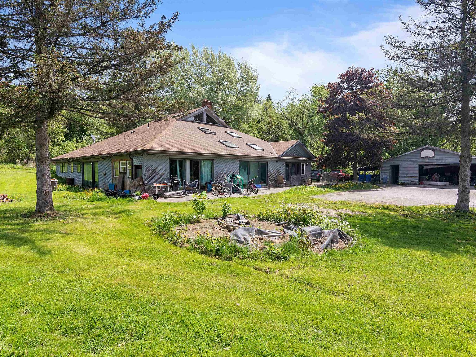 932 West Main Street, Richmond, VT 05477 | Zillow