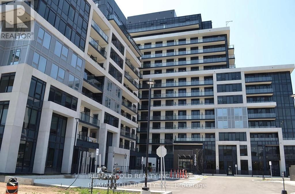 3200 William Colston Ave #528, Oakville, ON L6H 0W9 | Zillow