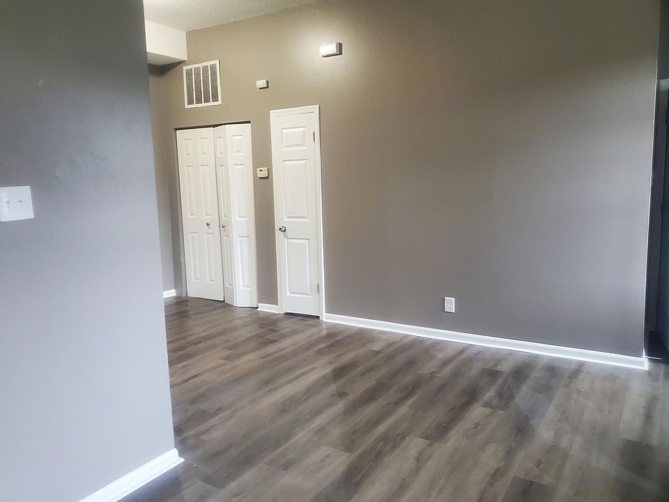 2310 Farrar St #2F, Saint Louis, MO 63107 | Zillow