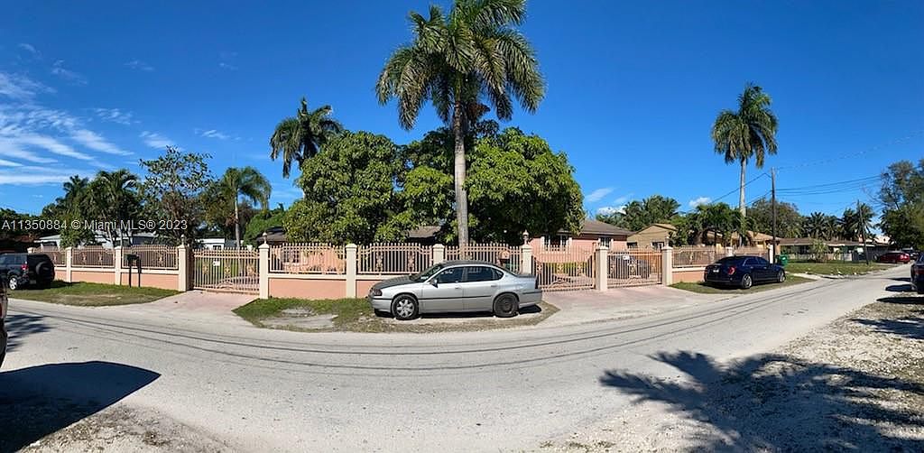 1471 NE 146th St #1, Miami, FL 33161 | Zillow