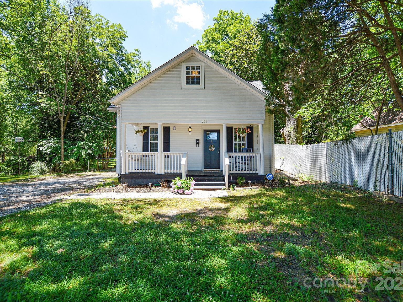 205 Smith St, Clover, SC 29710 | Zillow