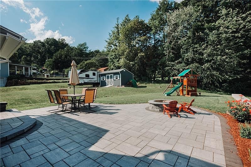 1109 Chestnut St, Indiana, PA 15701 | Zillow