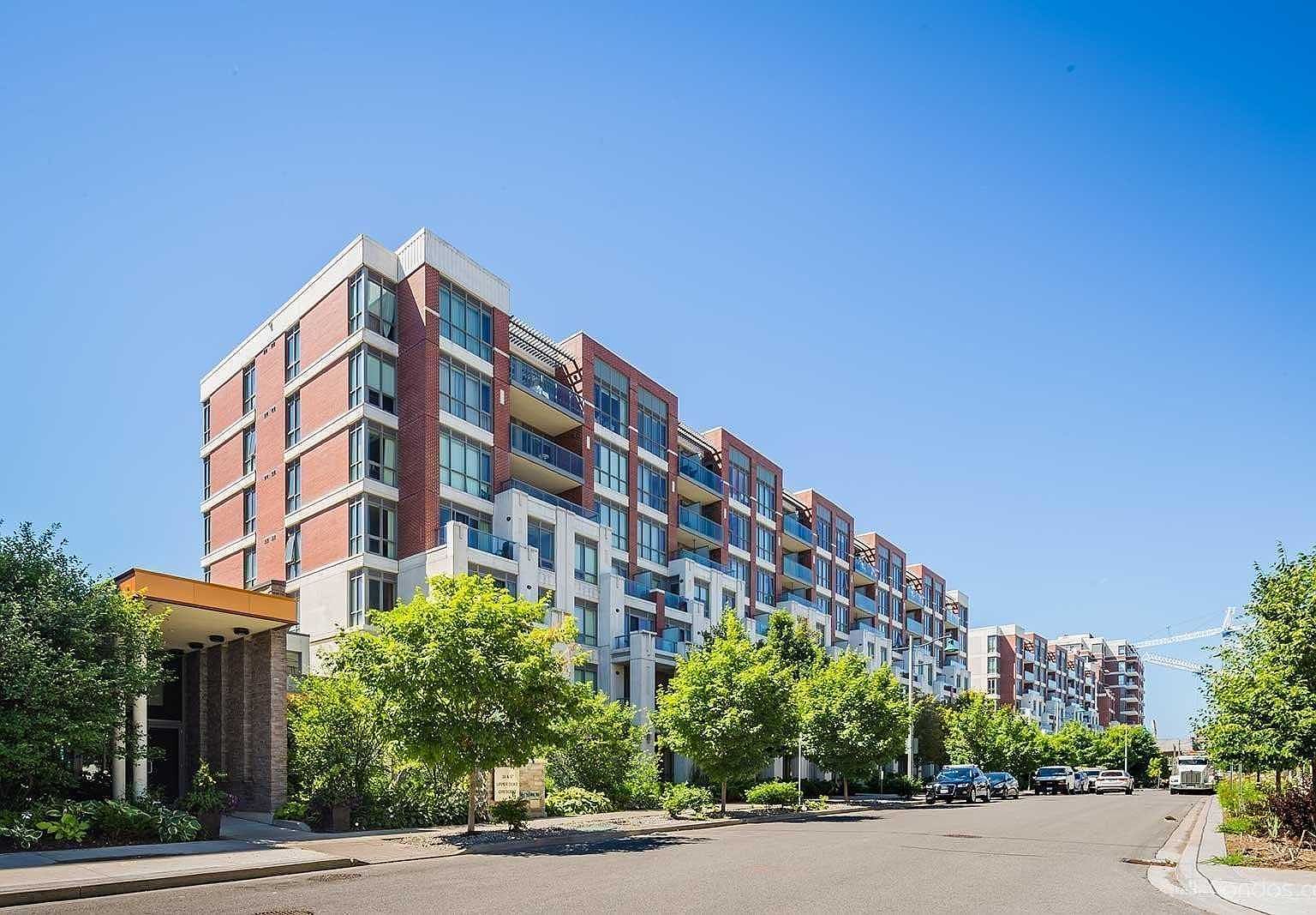 39 Upper Duke Cres #210, Markham, ON L6G 0B8 | Zillow