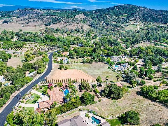 3331 Via Loma #3331, Fallbrook, CA 92028 | Zillow