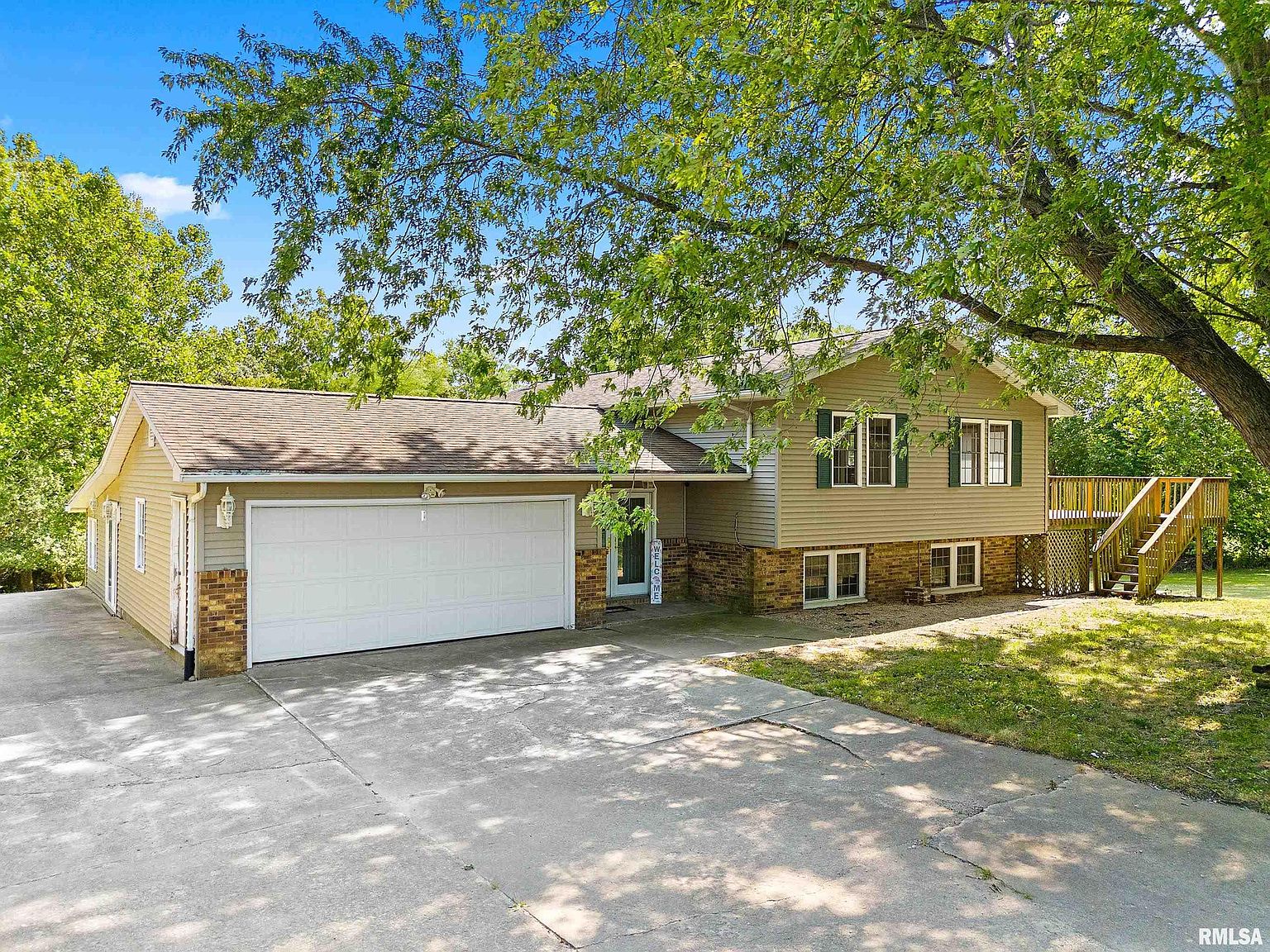 1972 Lazy Acres Rd, Lowpoint, IL 61545 | Zillow