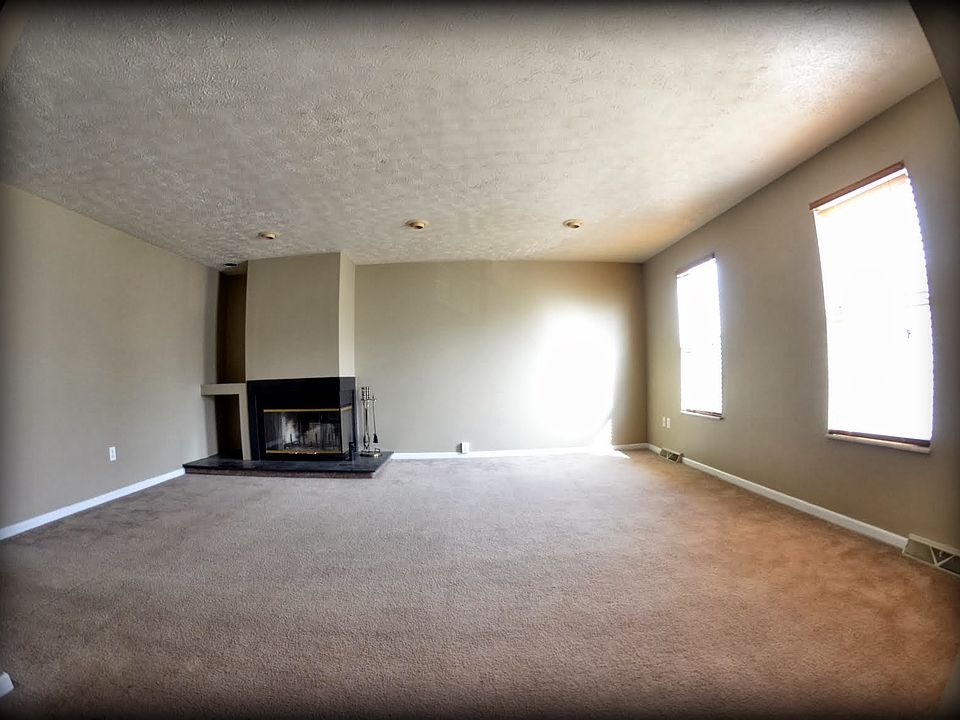 2748 Hunters Point Dr, Wexford, PA 15090 | Zillow