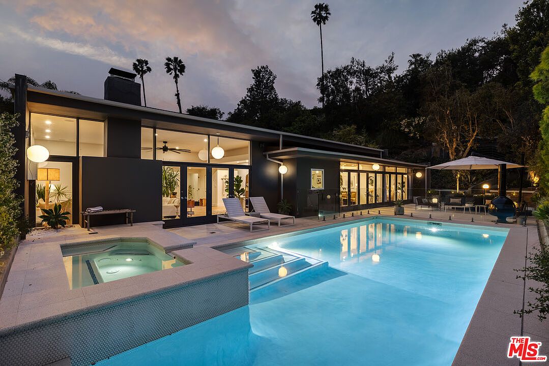 3653 Meadville Dr, Sherman Oaks, CA 91403 | Zillow
