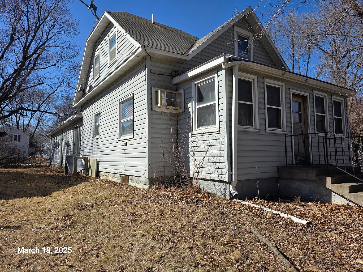 202 Pine St, Lucan, MN 56255 | Zillow
