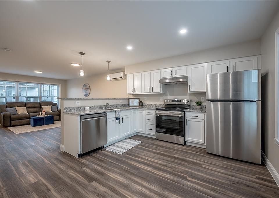 50 Mavis Street Condominiums - 50 Mavis St Pawtucket RI | Zillow