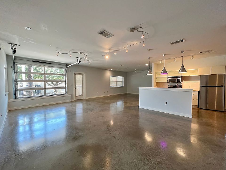 Buzz Condominiums Apartment Rentals - Dallas, TX | Zillow
