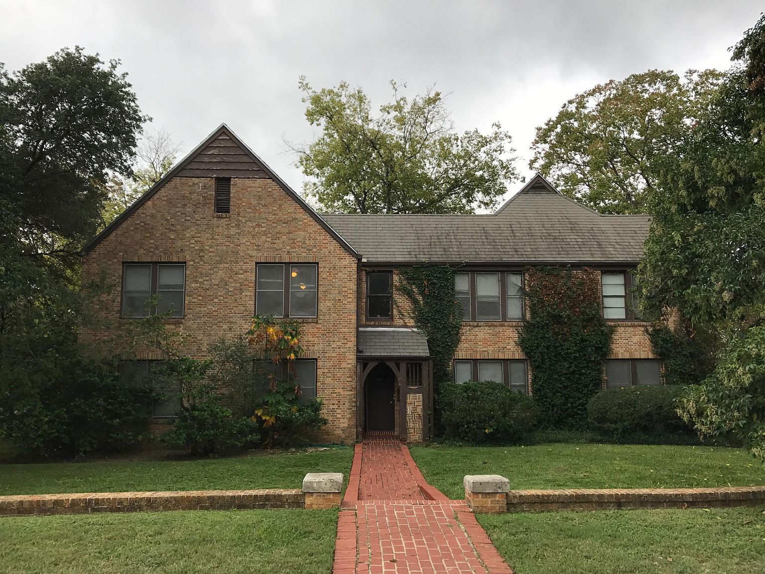 1701 Summit Vw APT 5, Austin, TX 78703 | Zillow