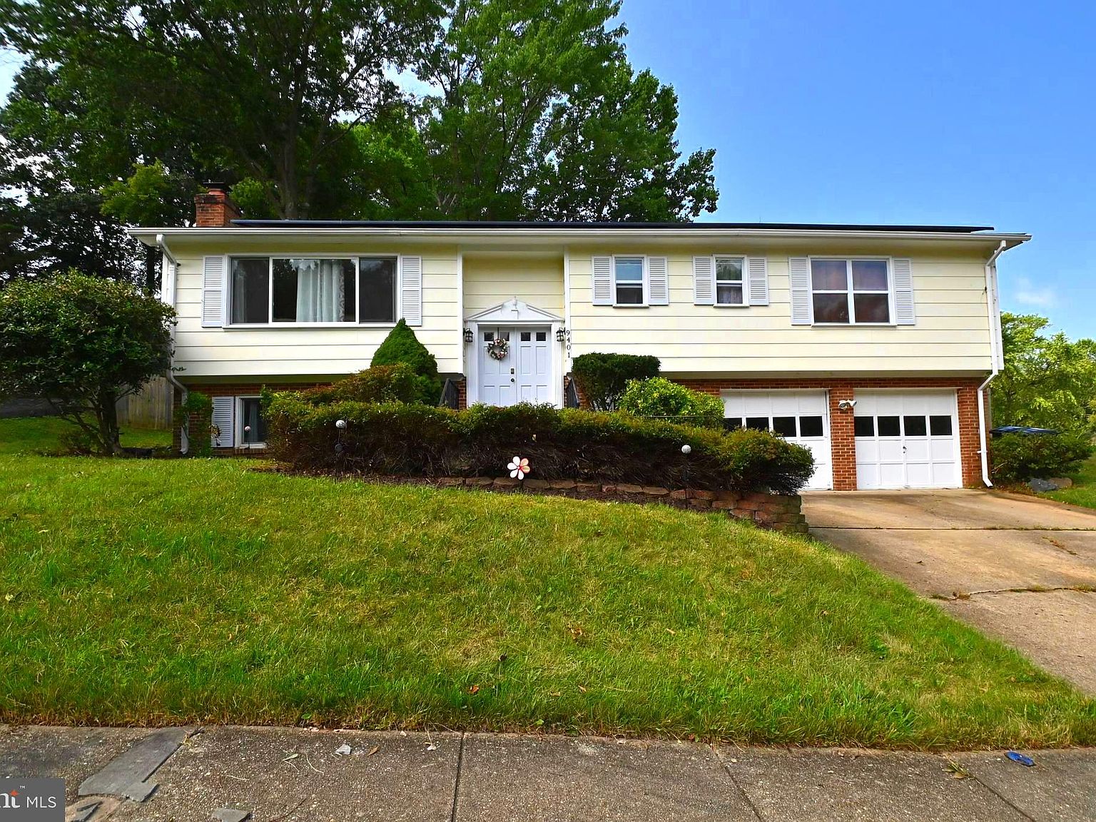 9401 Dashia Dr, Fort Washington, MD 20744 | MLS #MDPG2084798 | Zillow