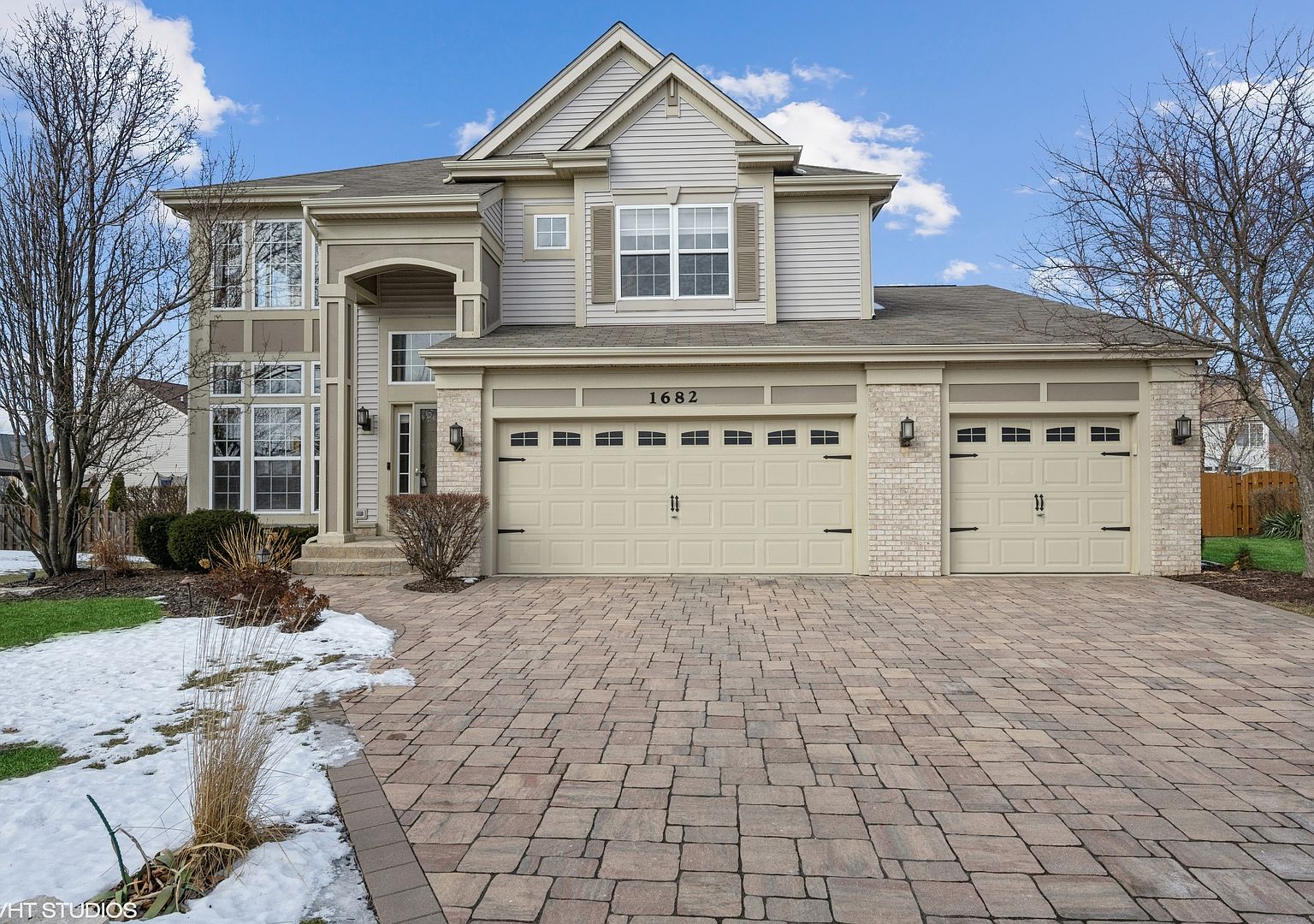 1682 Rosehall Ln, Elgin, IL 60123 | Zillow