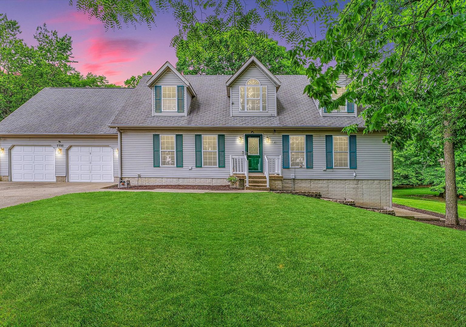 7795 Buttercup Rd, Weldon, IL 61882 | Zillow