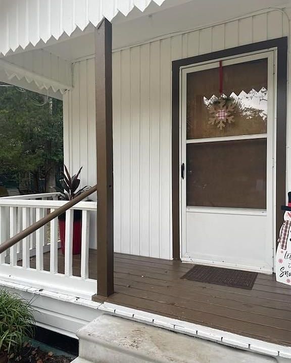 20 Cypress Ct, Clute, TX 77531 | Zillow