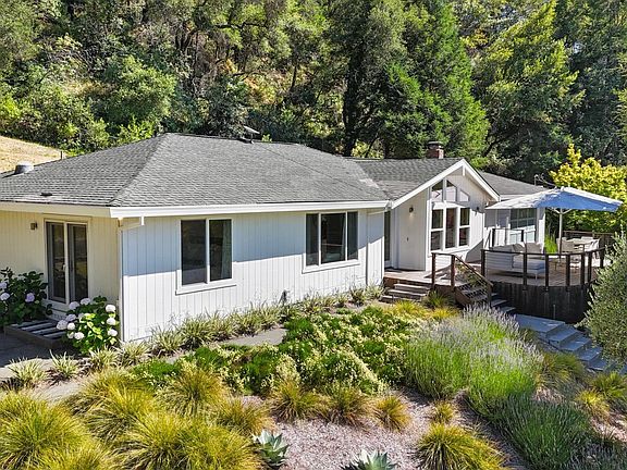 14712 Youngs Rd, Healdsburg, CA 95448 | MLS #324052686 | Zillow