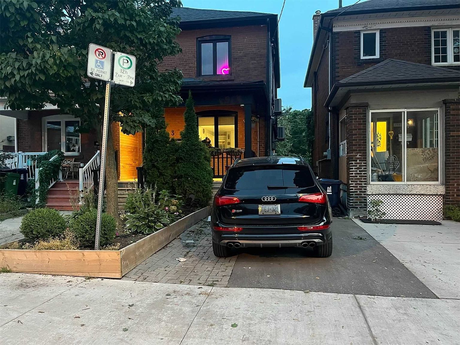 3 Eleanor Ave, Toronto, ON M6E 1Z8 | Zillow